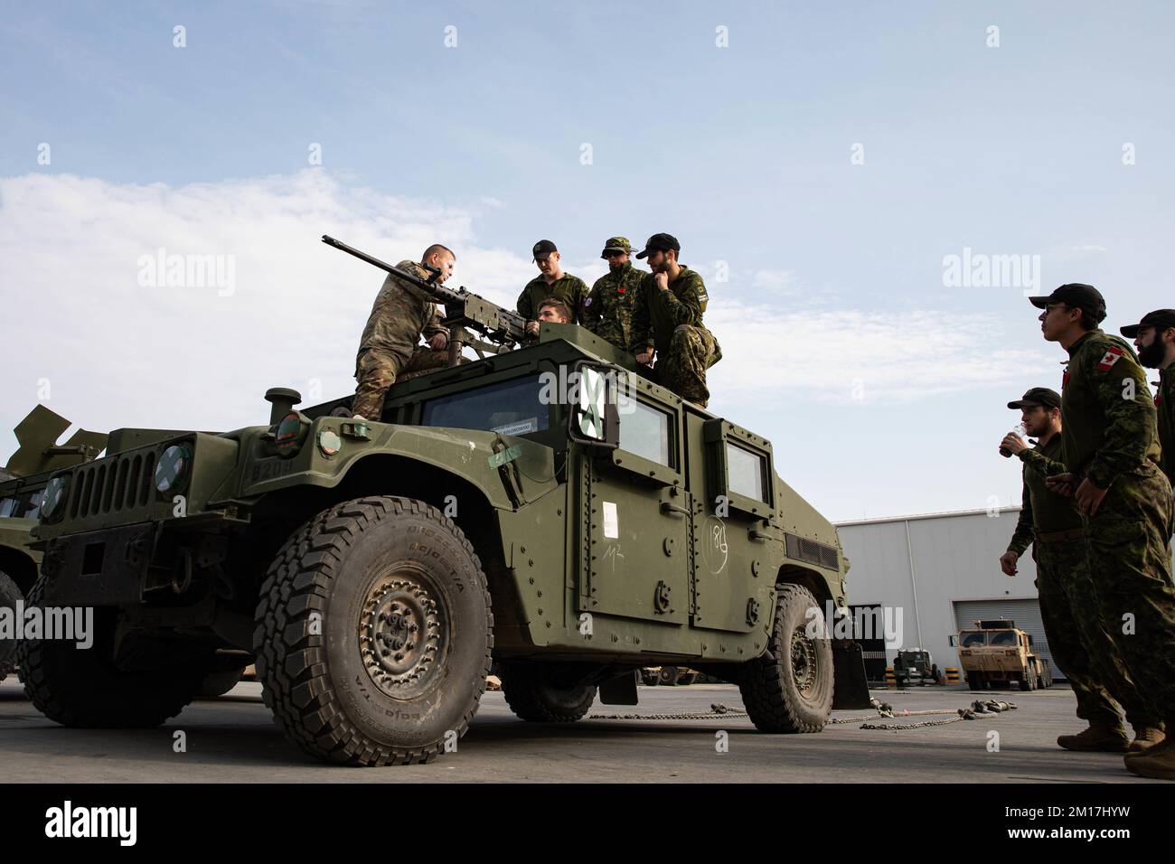 Romania. 8th Nov, 2022. Soldiers assigned to the 526th Brigade Support ...