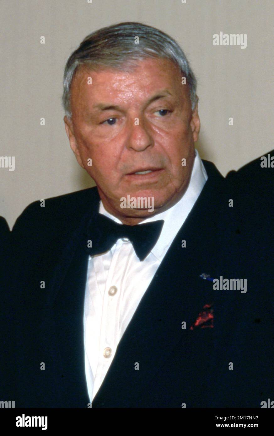 Frank Sinatra 1987 Credit: Ralph Dominguez/MediaPunch Stock Photo - Alamy
