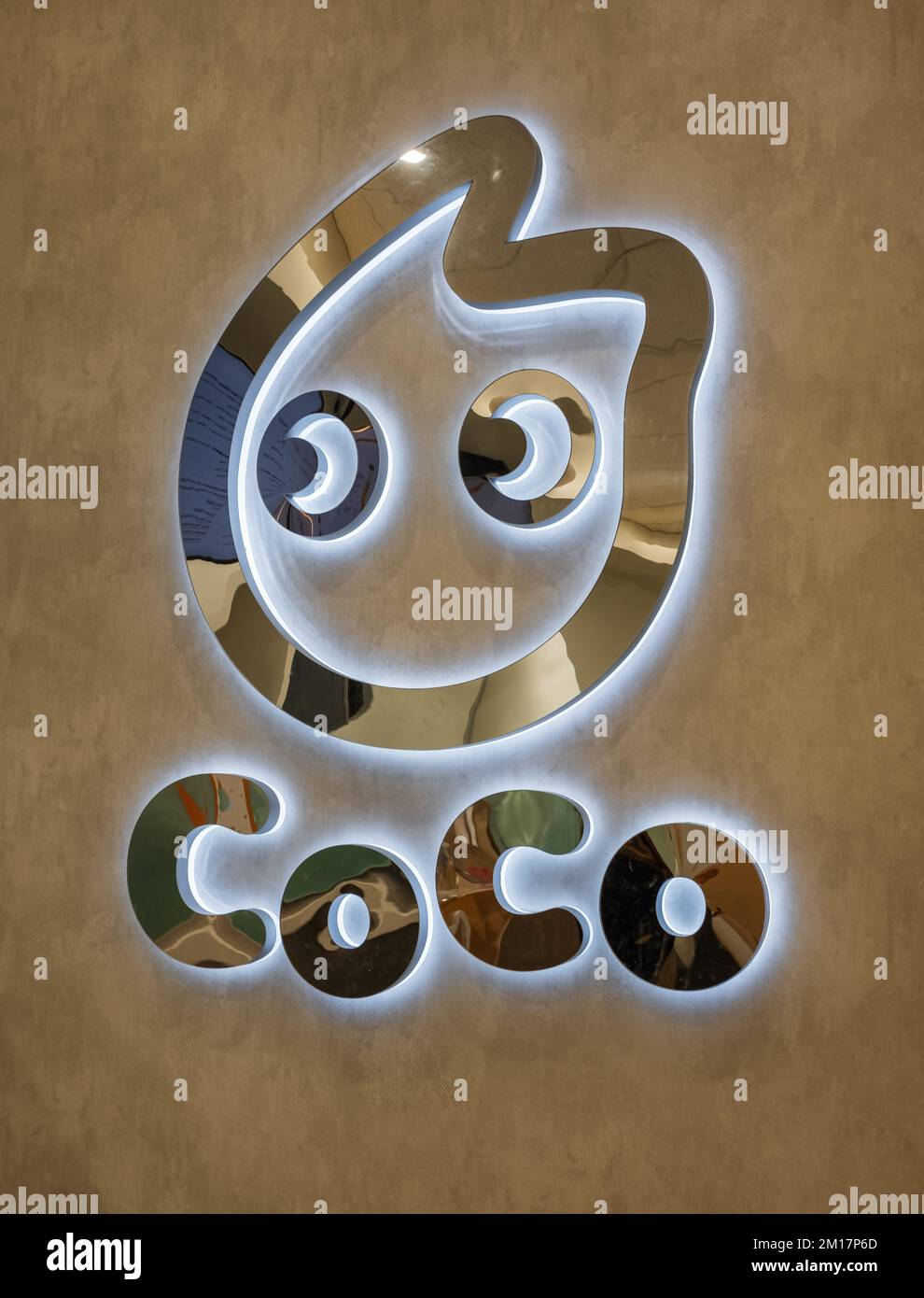 Bubble tea counter hi-res stock photography and images - Alamy