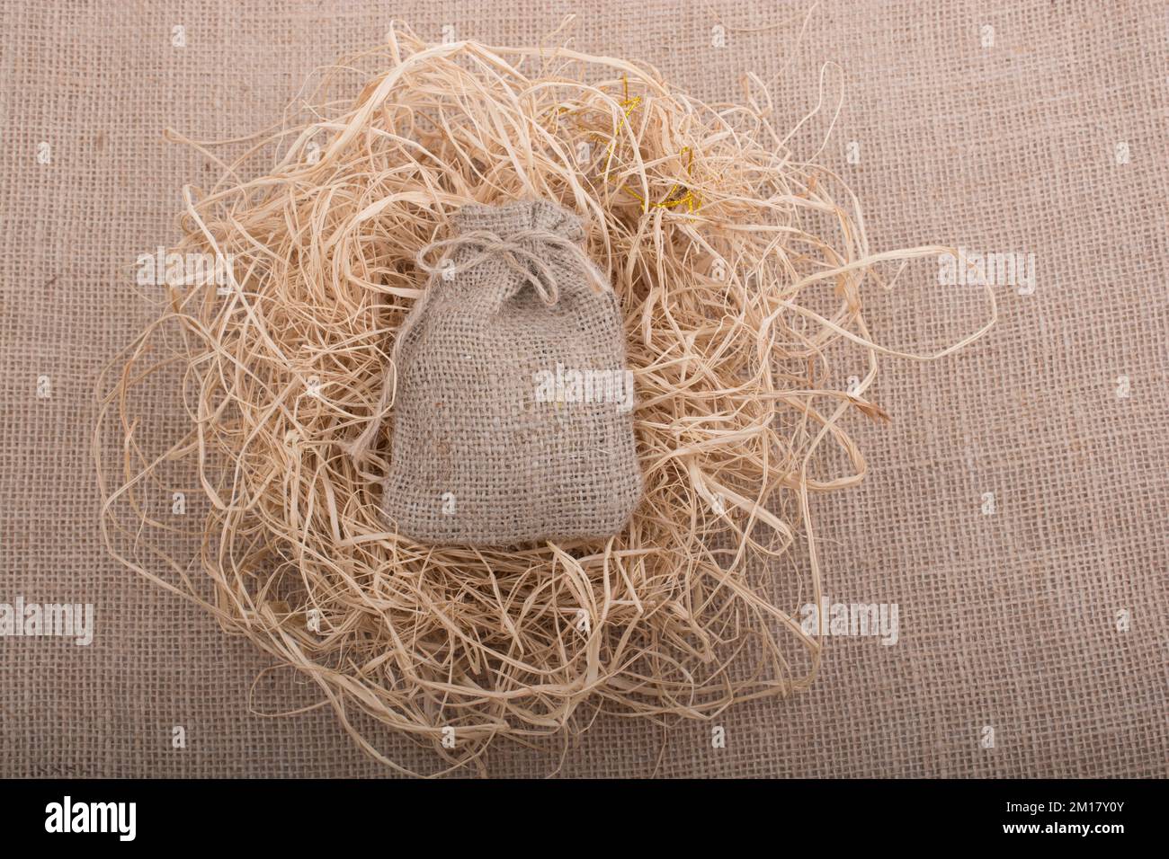 Straw sack hi-res stock photography and images - Alamy
