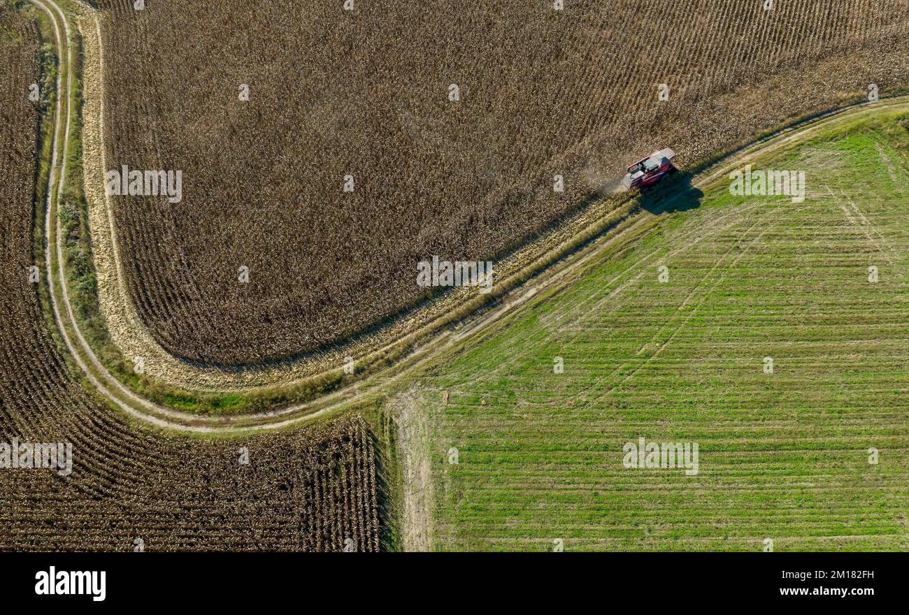 Farmer tractor field turkey hi-res stock photography and images - Alamy