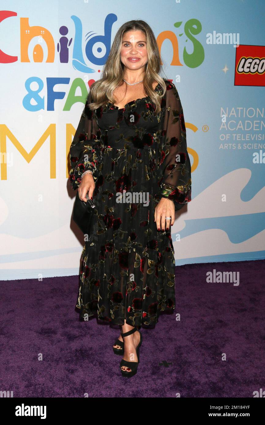 LOS ANGELES - DEC 10: Danielle Fishel at the 2022 Childrens and Family ...