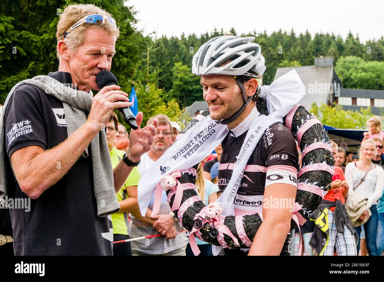 6 meters hi-res stock photography and images - Alamy