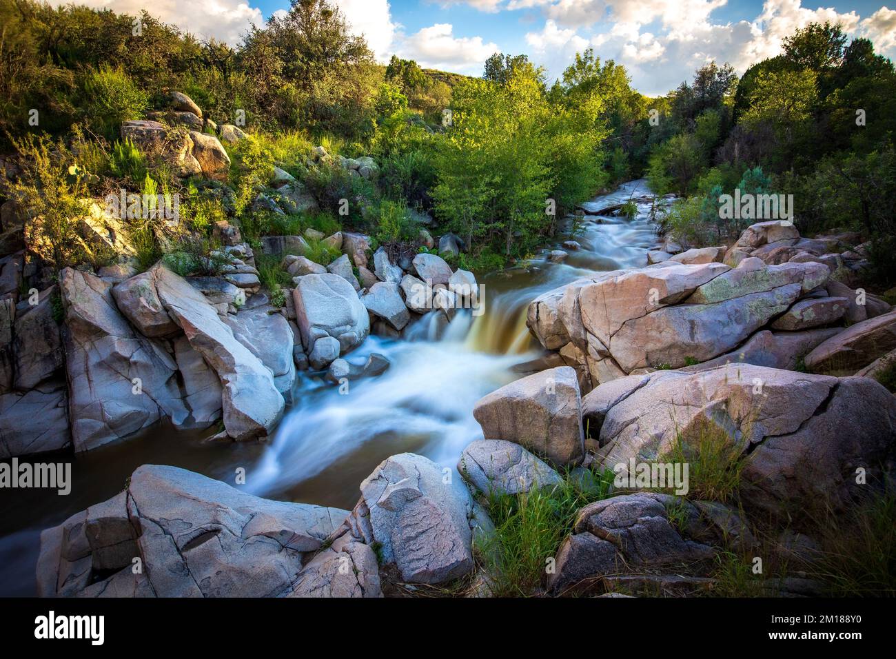 Lynx creek arizona hi-res stock photography and images - Alamy