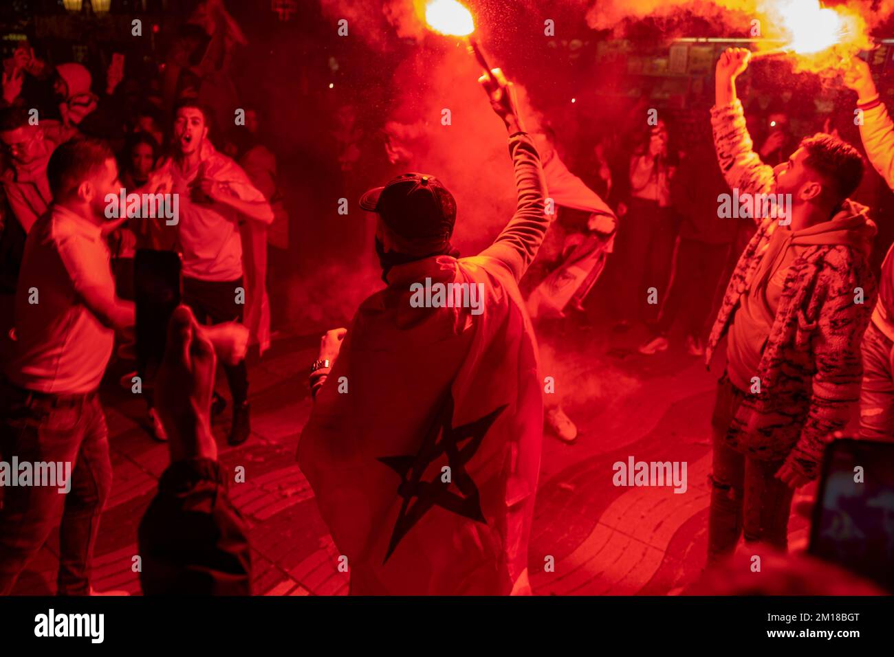 Red flares hi-res stock photography and images - Alamy