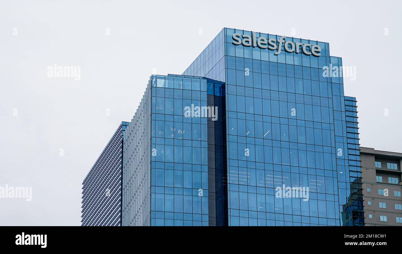 Salesforce Tower in Dallas - DALLAS, UNITED STATES - OCTOBER 30, 2022 ...