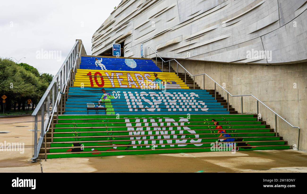 Perot Museum of Nature and Science in Dallas - DALLAS, UNITED STATES ...