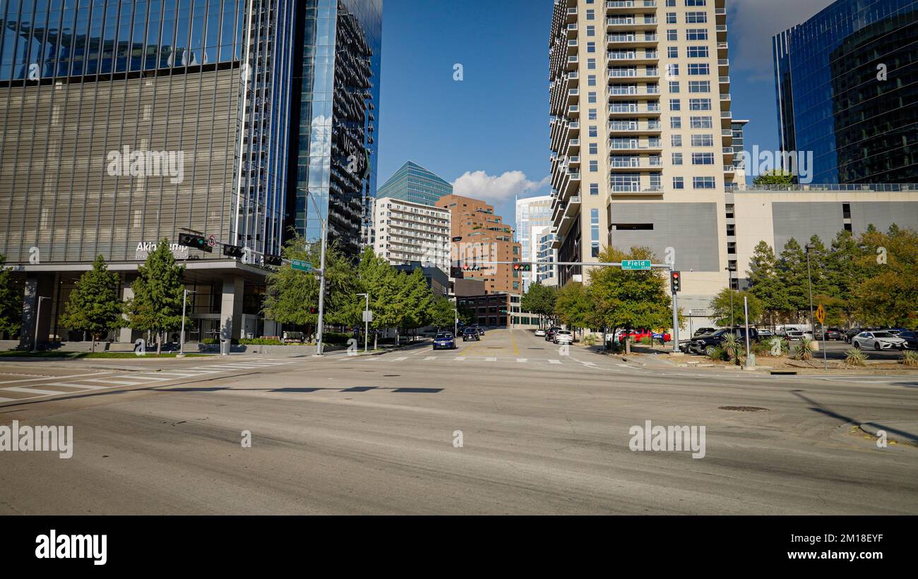 Huge street corner in Downtown Dallas - DALLAS, UNITED STATES - OCTOBER ...