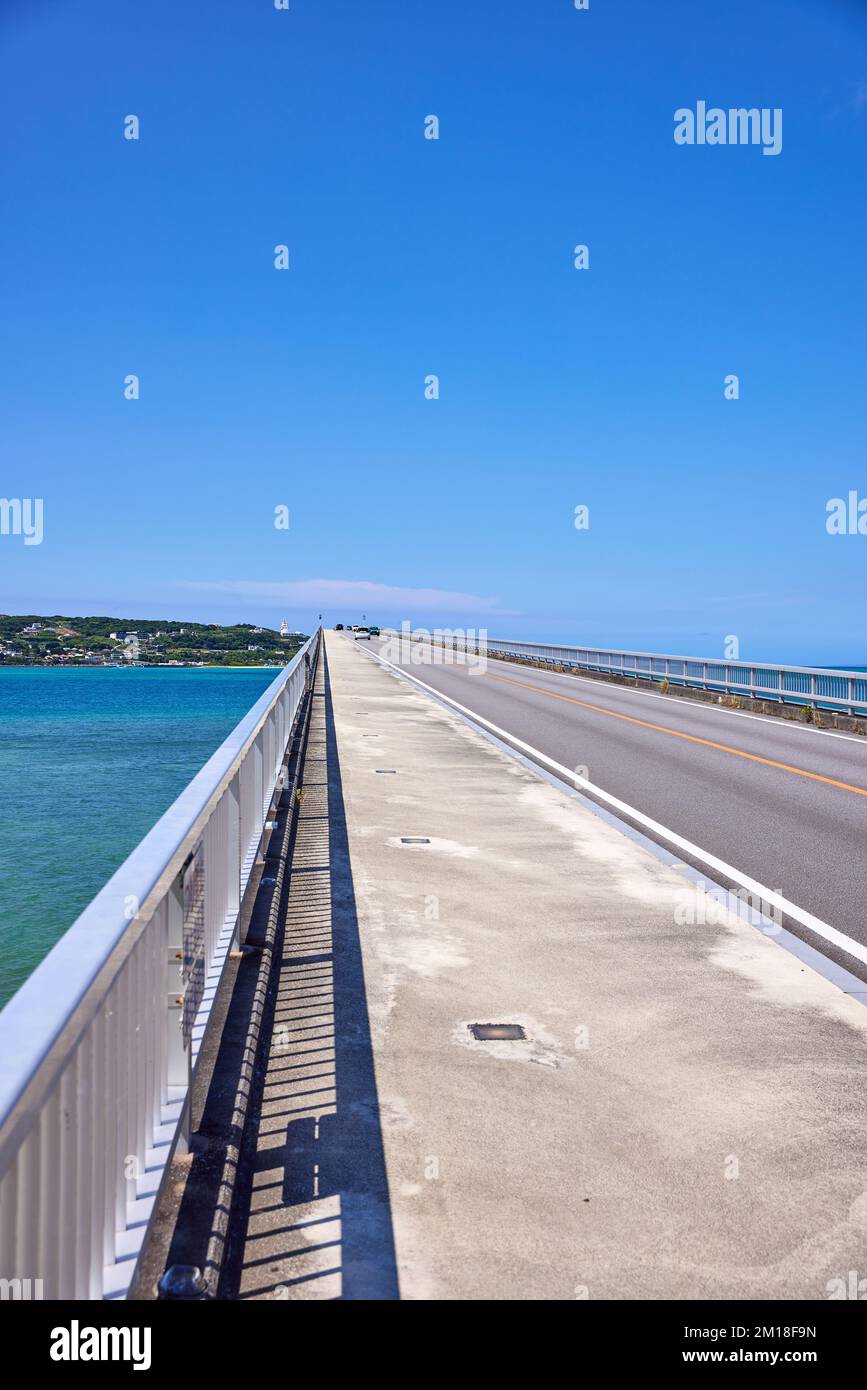 Kouri Big Bridge (古宇利大橋) and Kouri Island (古宇利島); Nakijin, Okinawa ...