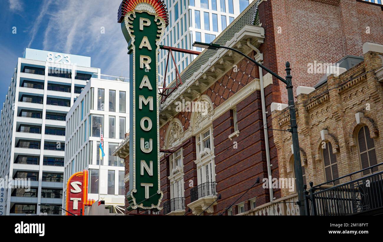 Paramount water tower hi-res stock photography and images - Alamy