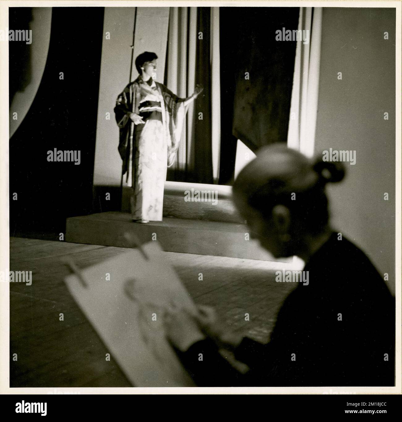 Student drawing a live model , Students, Drawing, Artists' models ...