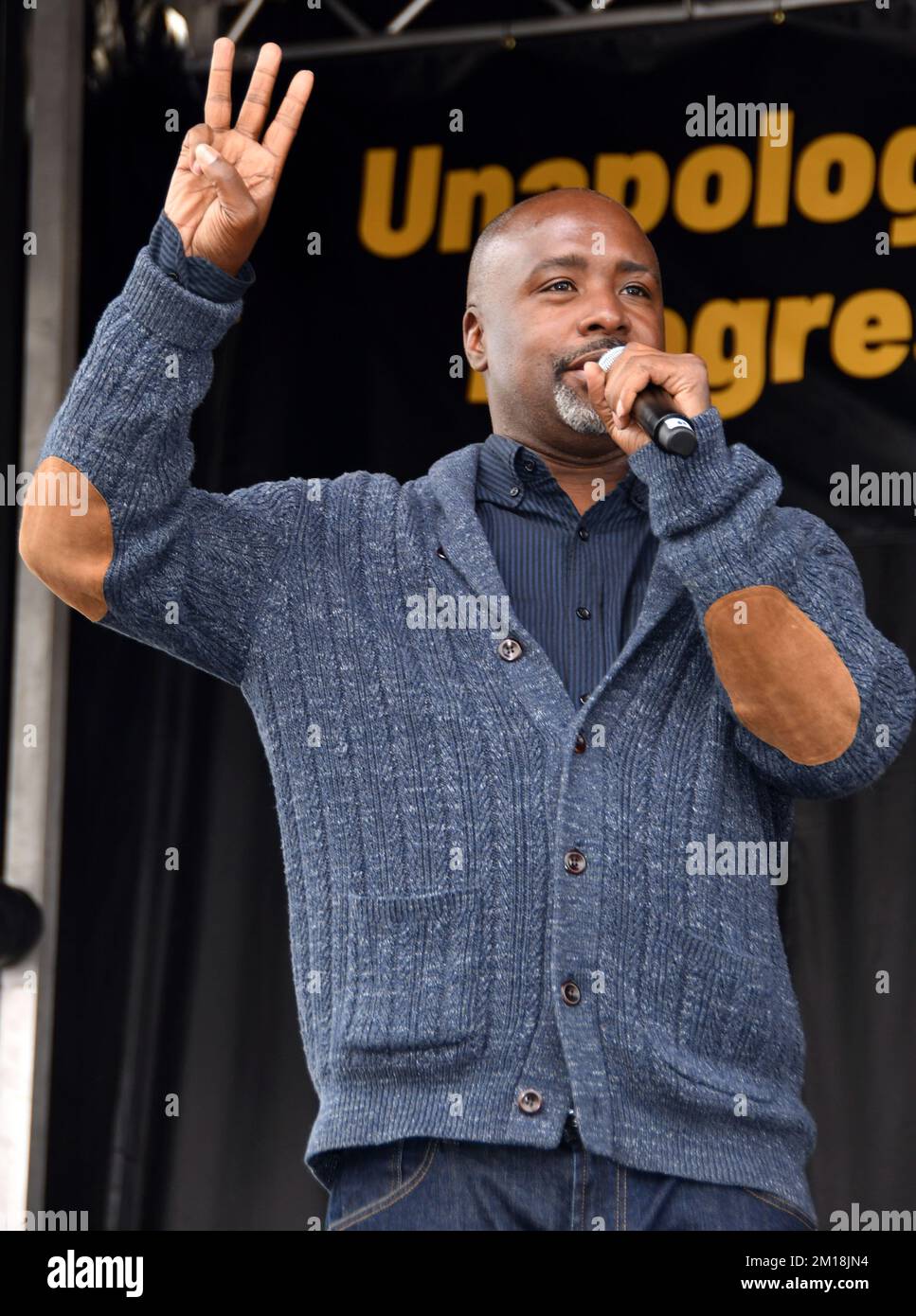 Harris dawson hi-res stock photography and images - Alamy