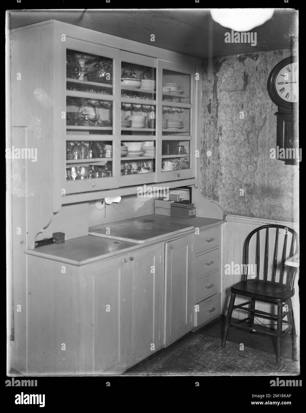 American kitchen 1920s hi-res stock photography and images - Alamy