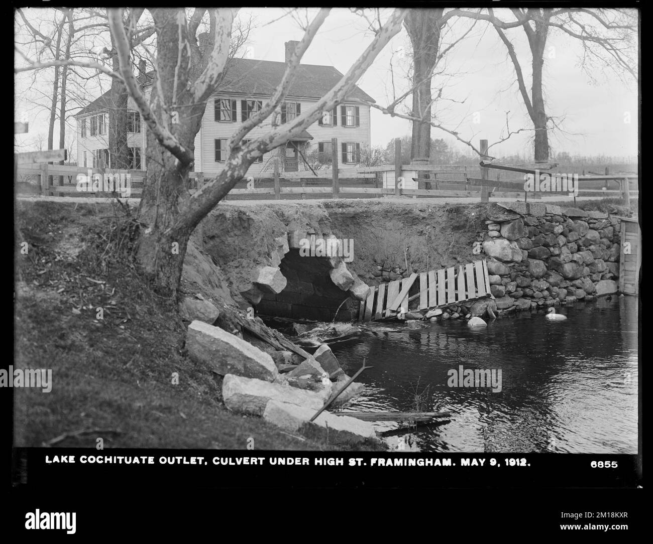 Sudbury Department, Lake Cochituate Outlet, culvert under High Street ...