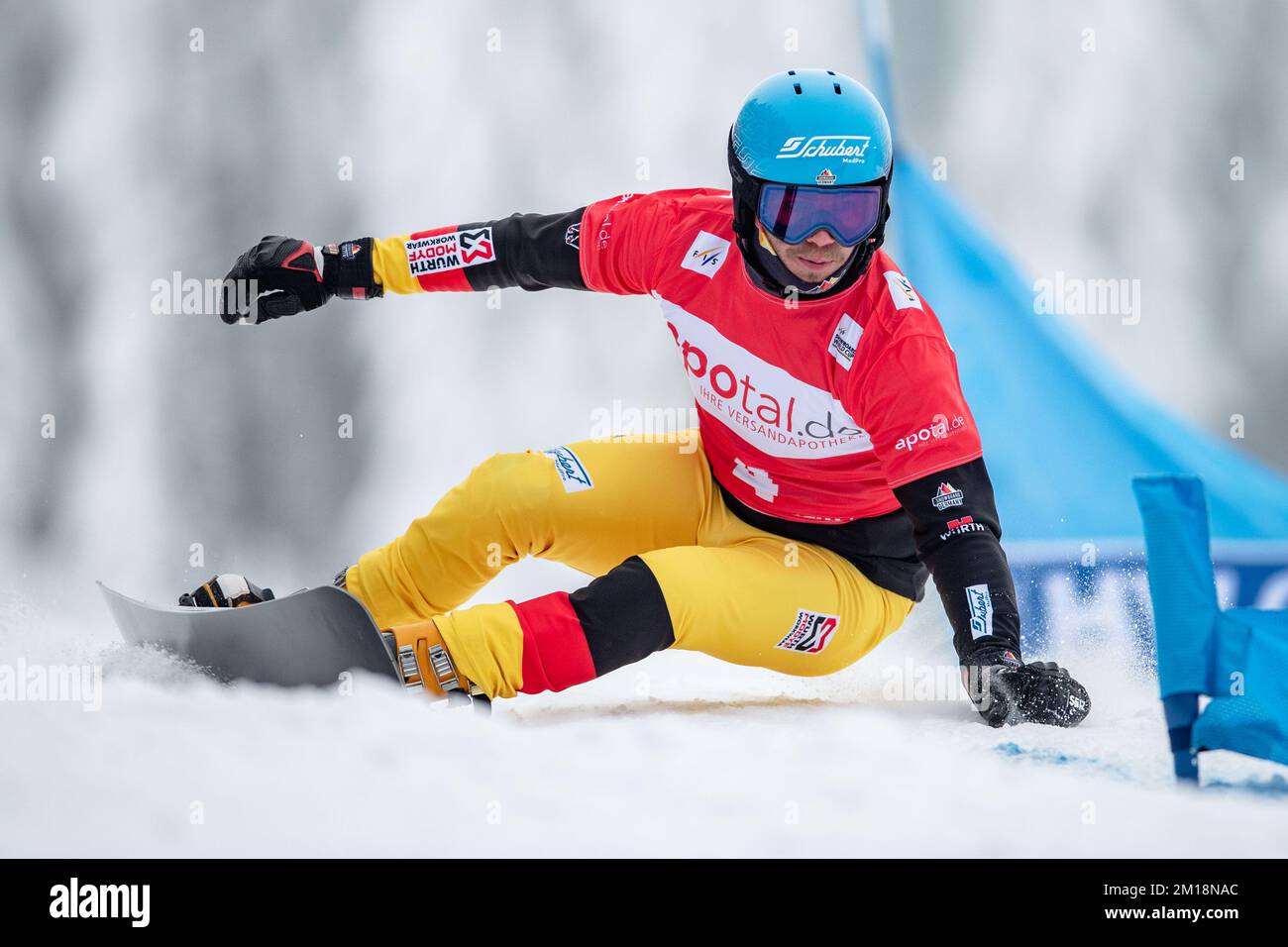 Winterberg, Germany. 11th Dec, 2022. Snowboard: World Cup, Parallel ...