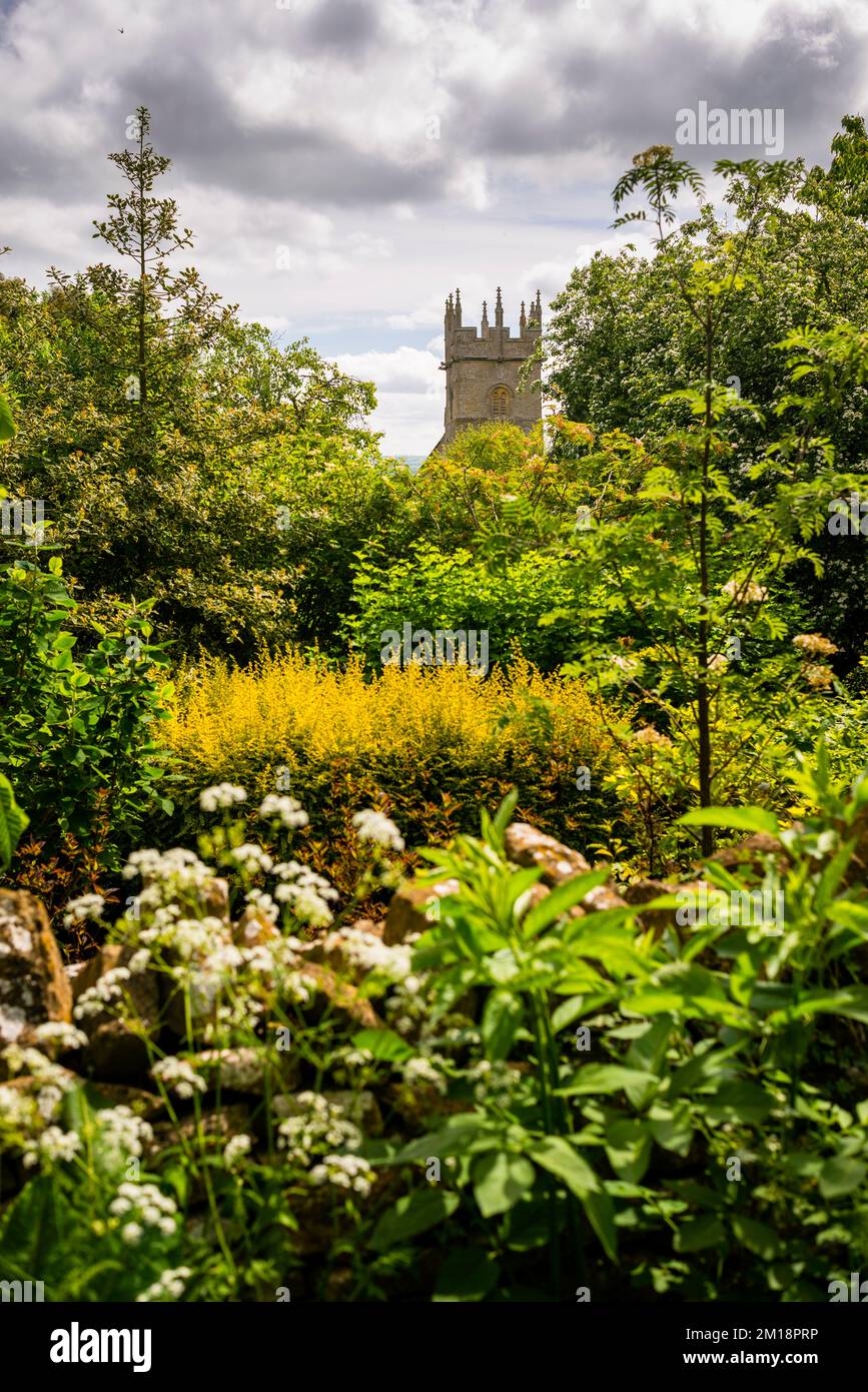 Parapet string hi-res stock photography and images - Alamy
