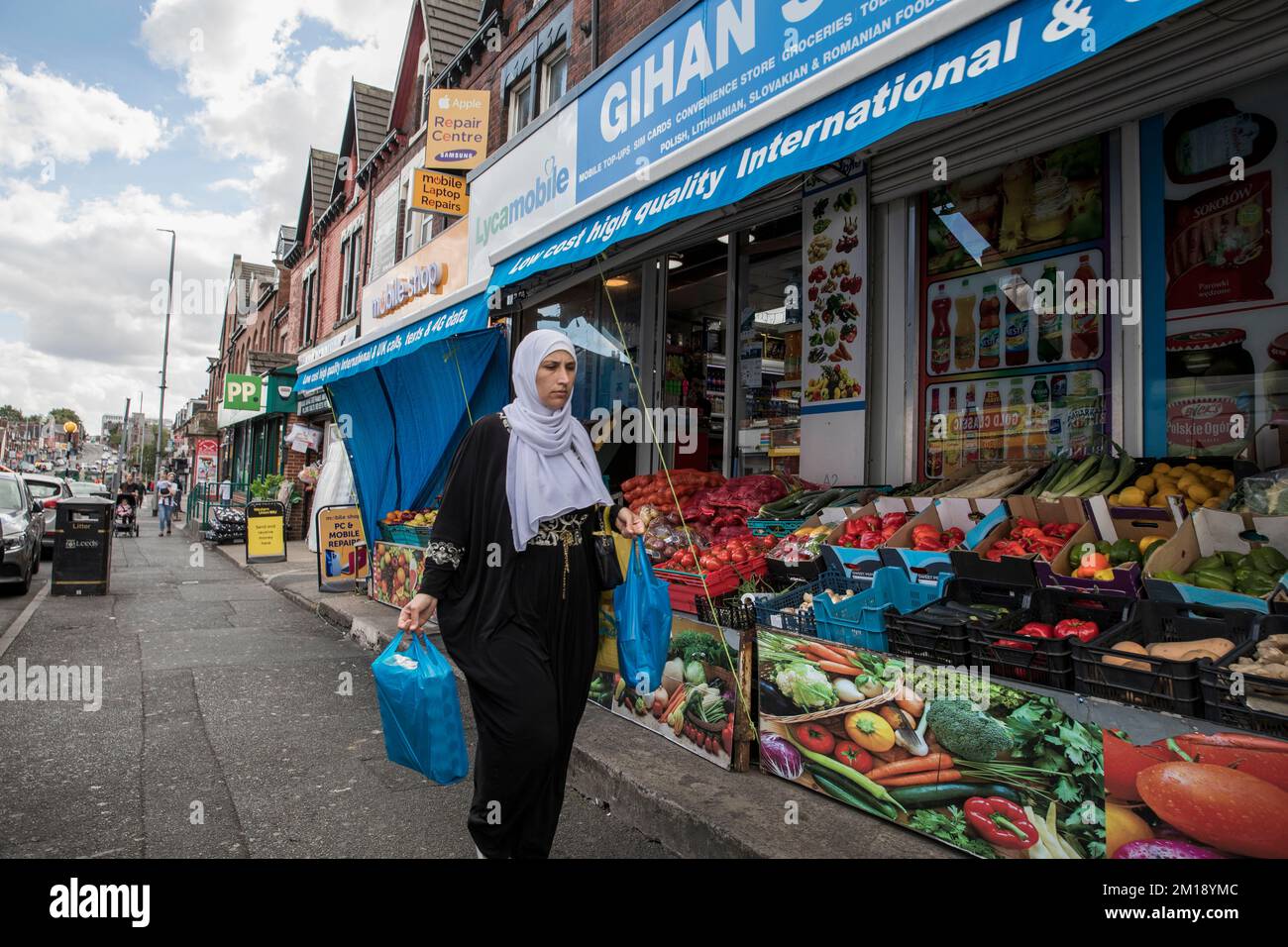 Leeds food bank hi-res stock photography and images - Alamy