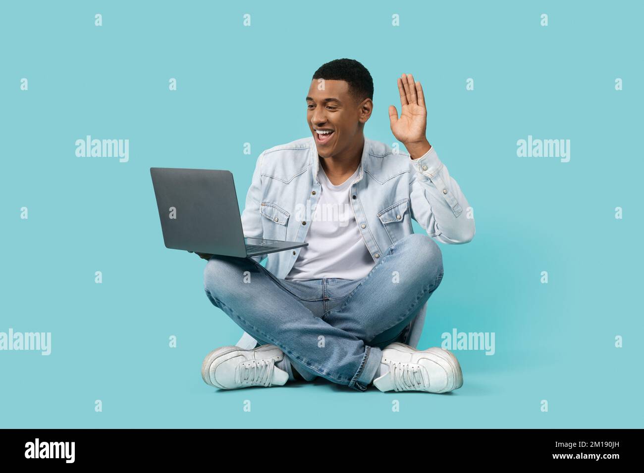 Say hi hi-res stock photography and images - Alamy