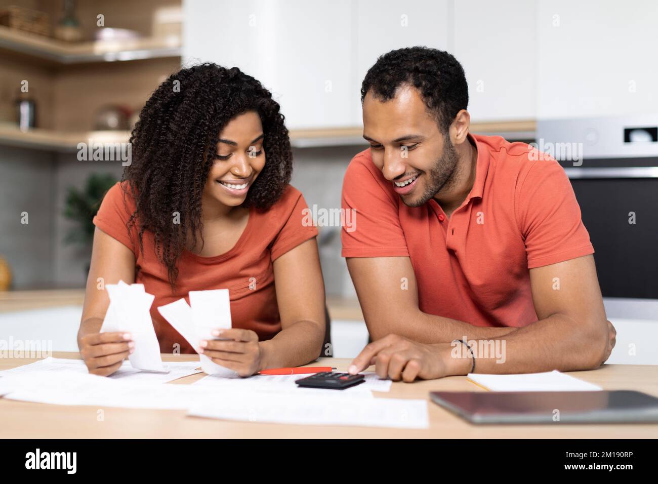 Calculate check hi-res stock photography and images - Alamy