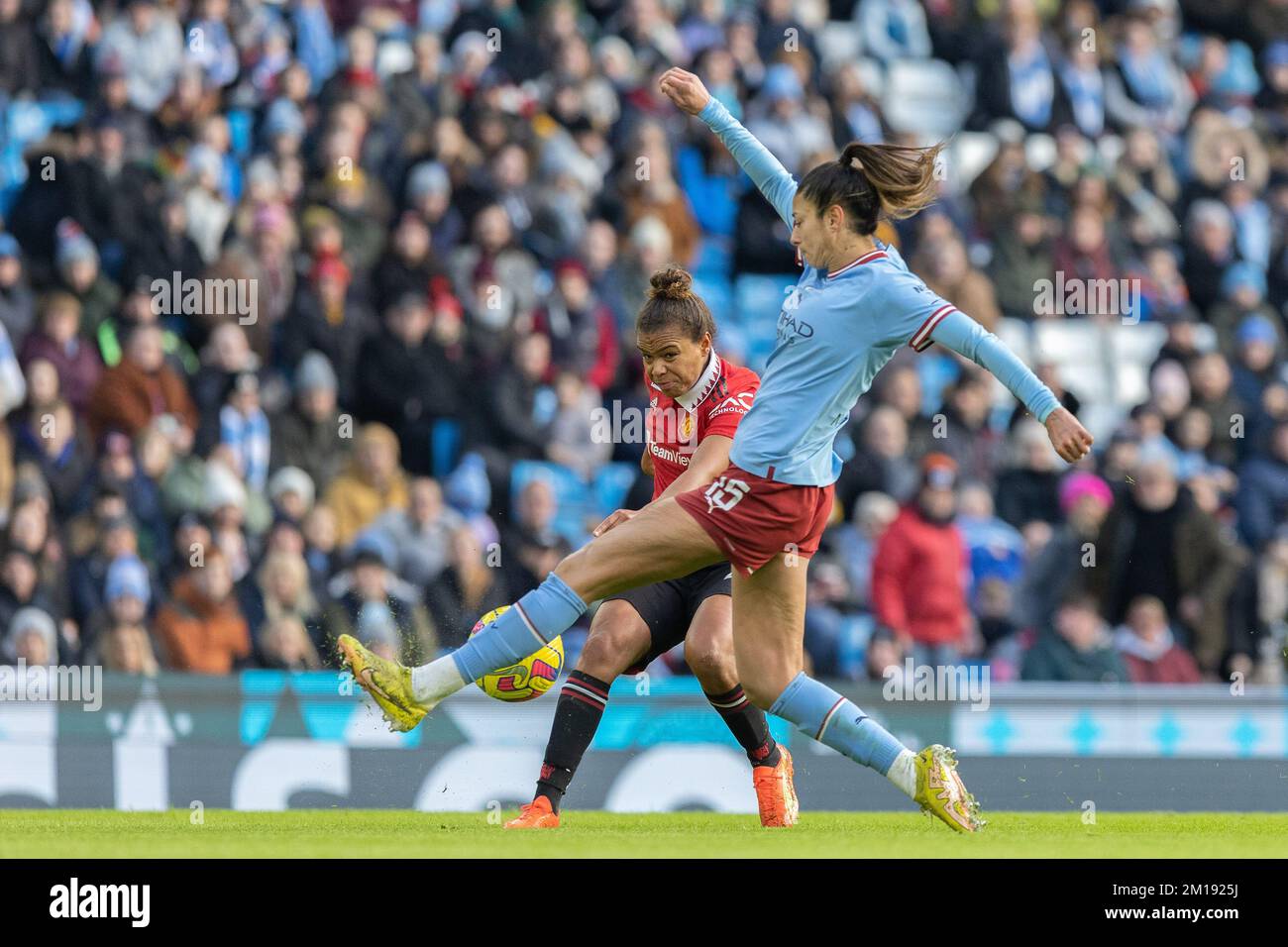 Nikita Parris #22 of Manchester United shoots during the The FA Women's ...