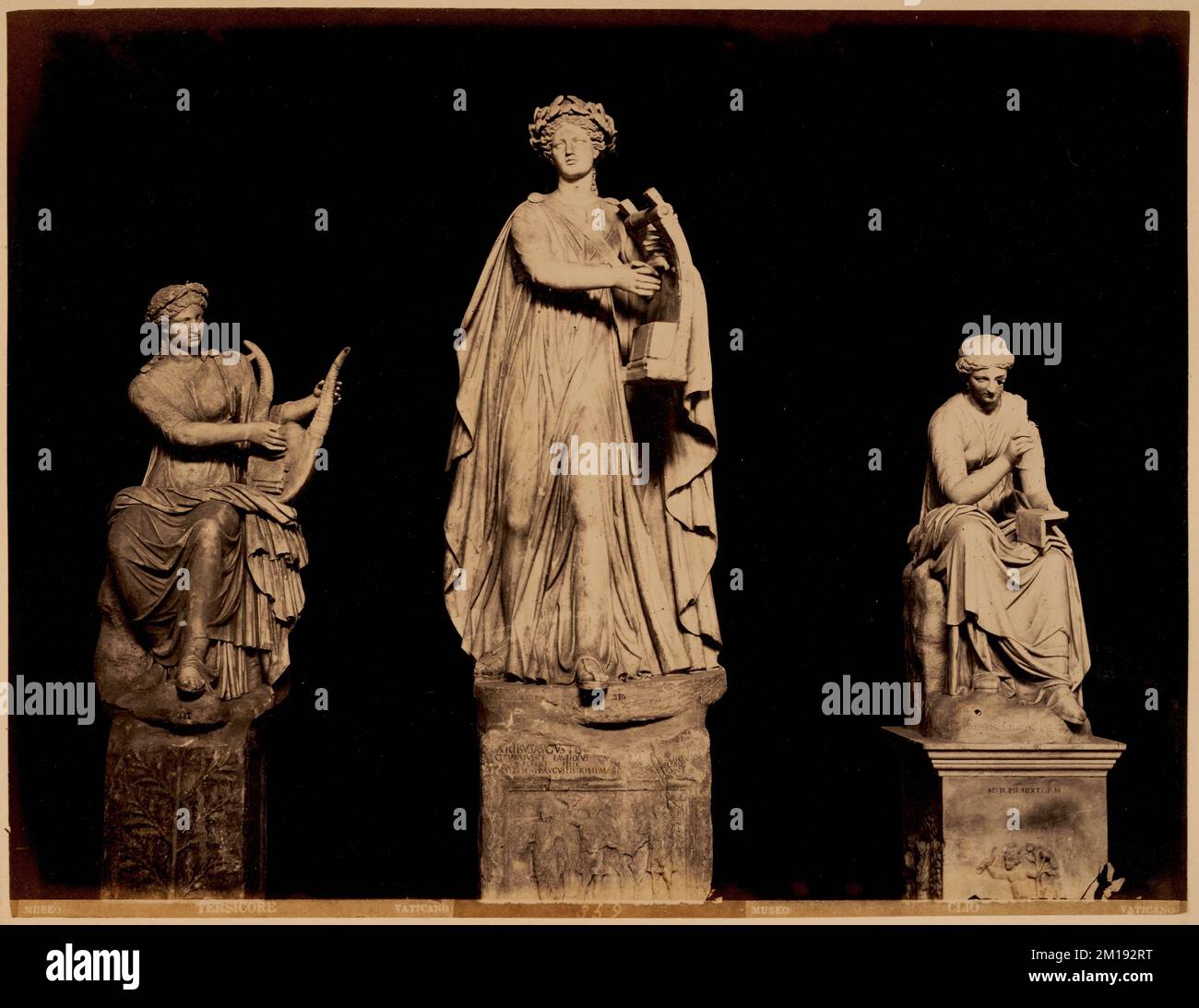 Tersichore, Clio, Museo Vaticano , Antiquities, Sculpture, Gods ...