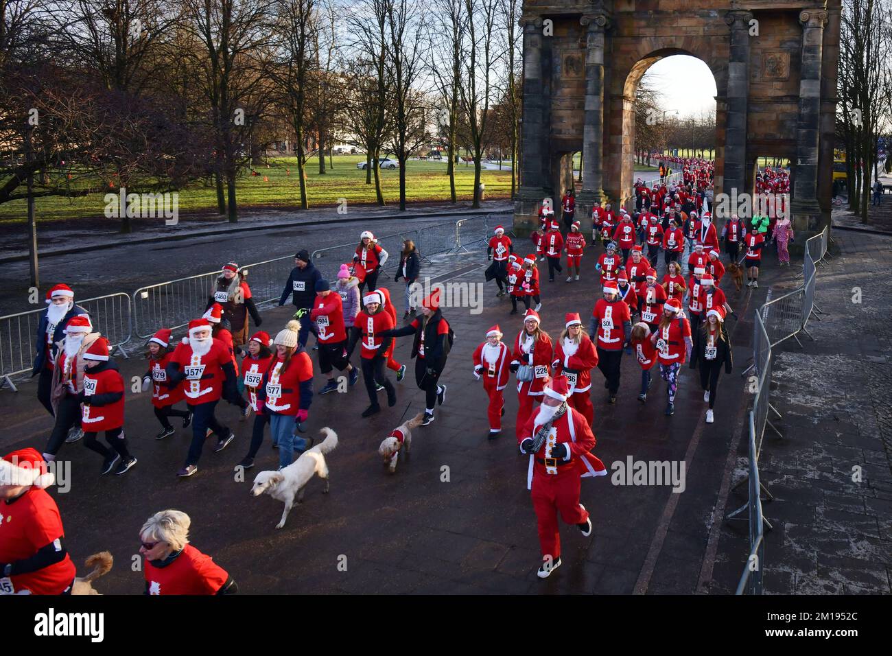 Glasgow santa dash hi-res stock photography and images - Alamy