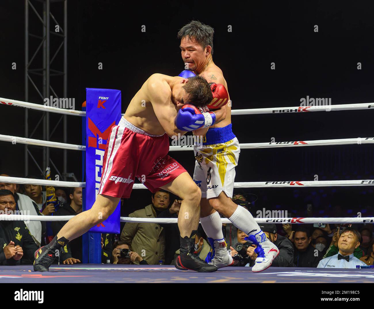Goyang, South Korea. 11th Dec, 2022. Former Filipino boxer Emmanuel ...