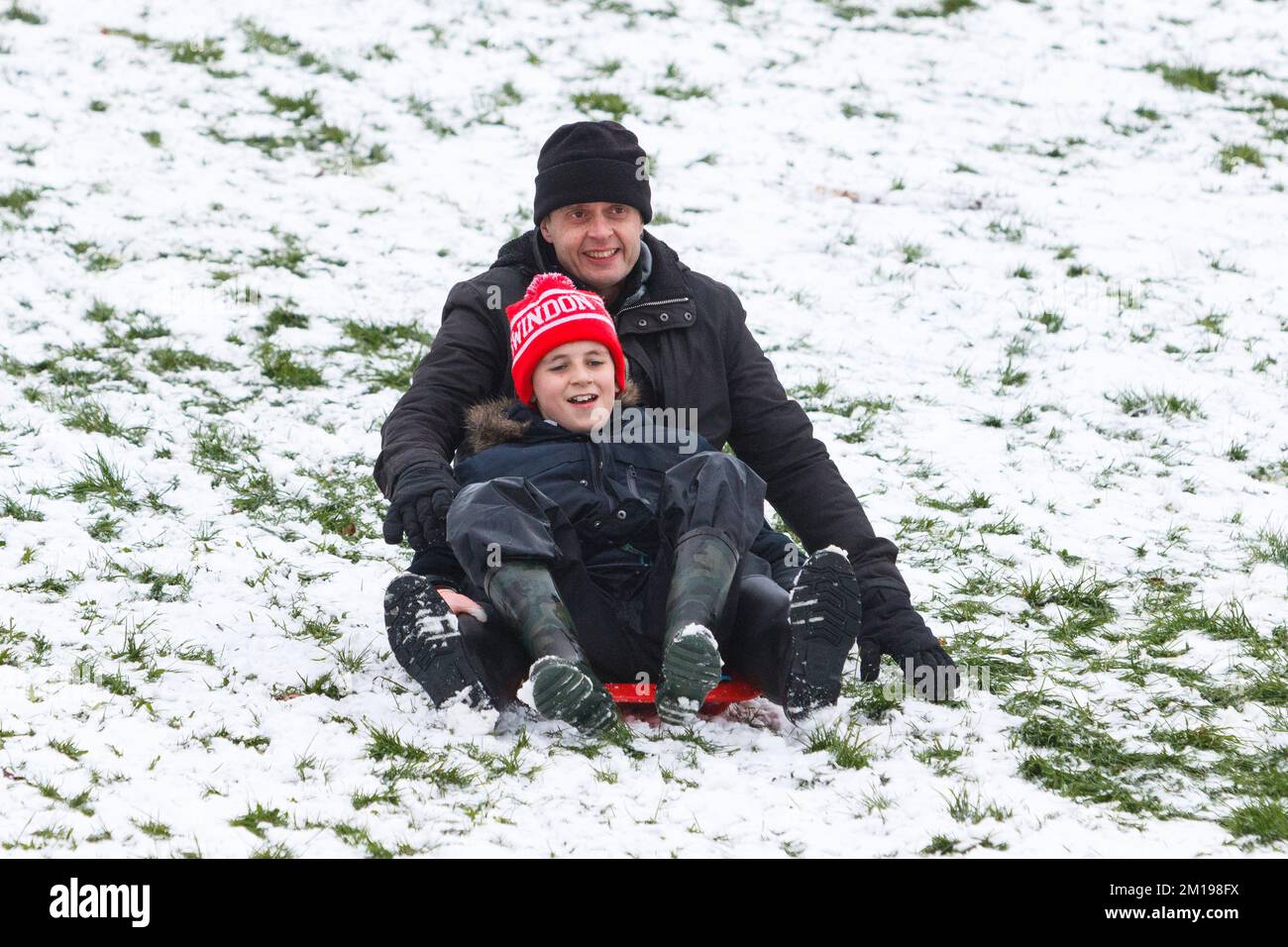 Chippenham, Wiltshire, UK, 11th Dec, 2022. As Chippenham residents wake ...