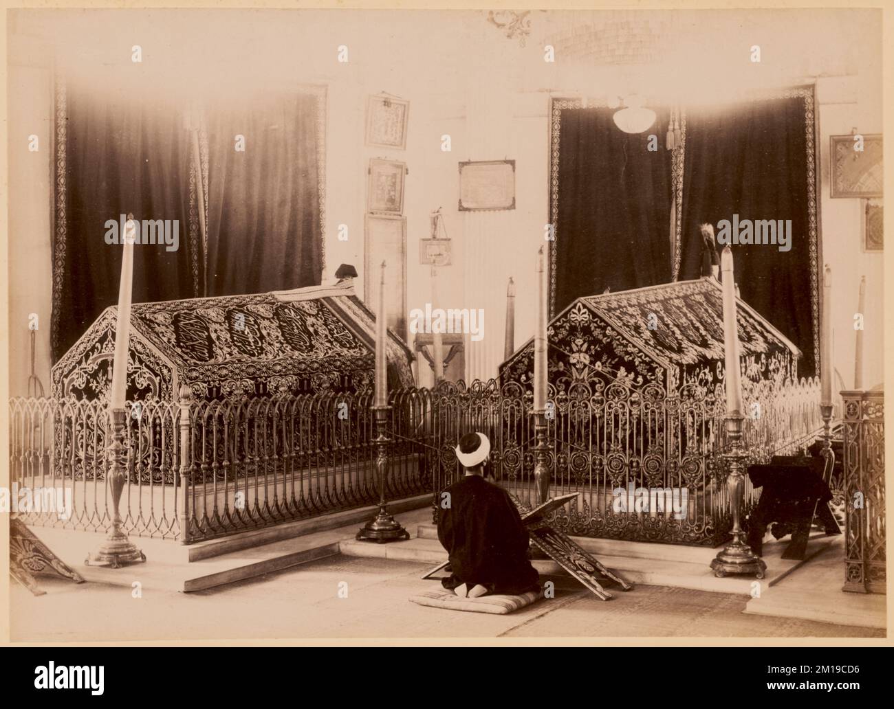 Tomb of Sultans Mahmoud and Aziz , Tombs & sepulchral monuments, Sultan ...