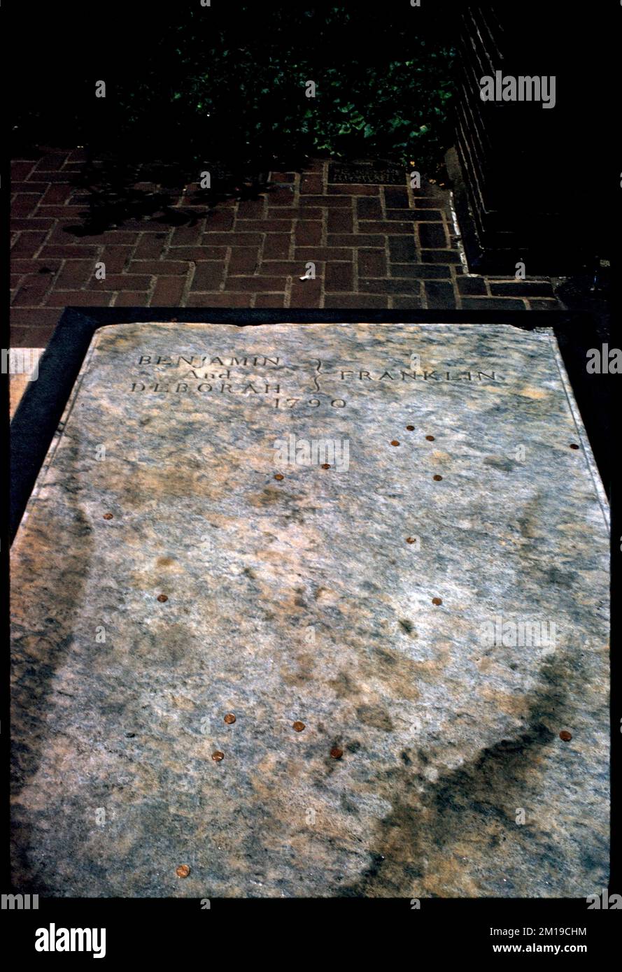 Tombstone of Benjamin and Deborah Franklin, Christ Church Burial Ground ...