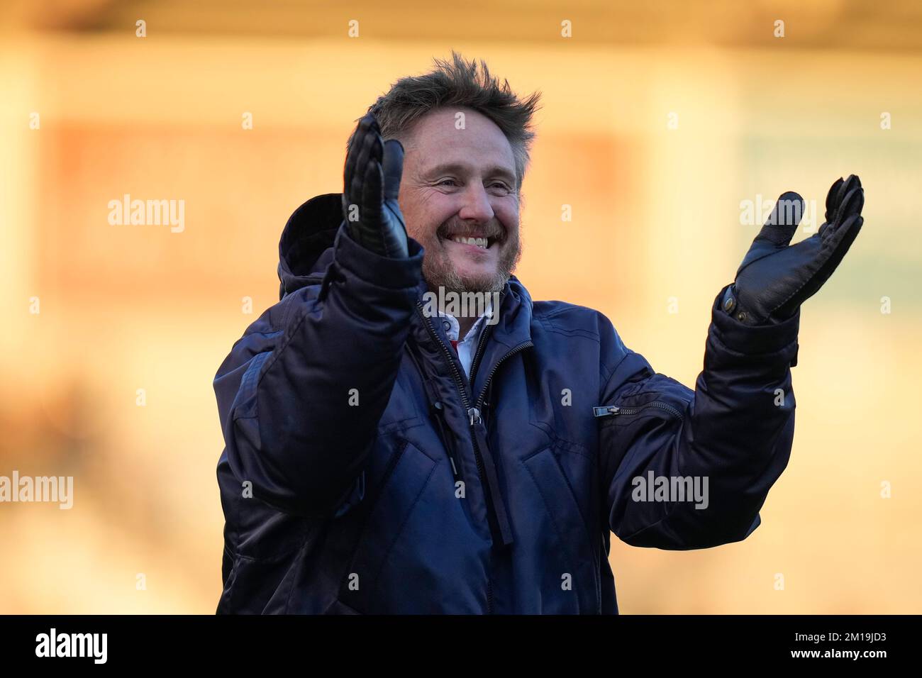 Sale sharks simon orange hi-res stock photography and images - Alamy