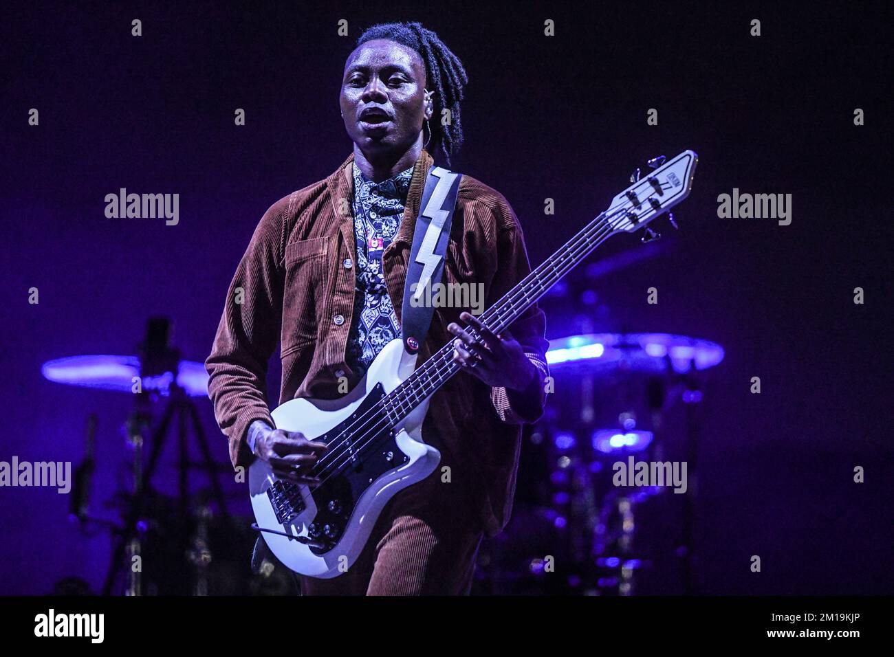 Bass vocalist hi-res stock photography and images - Alamy
