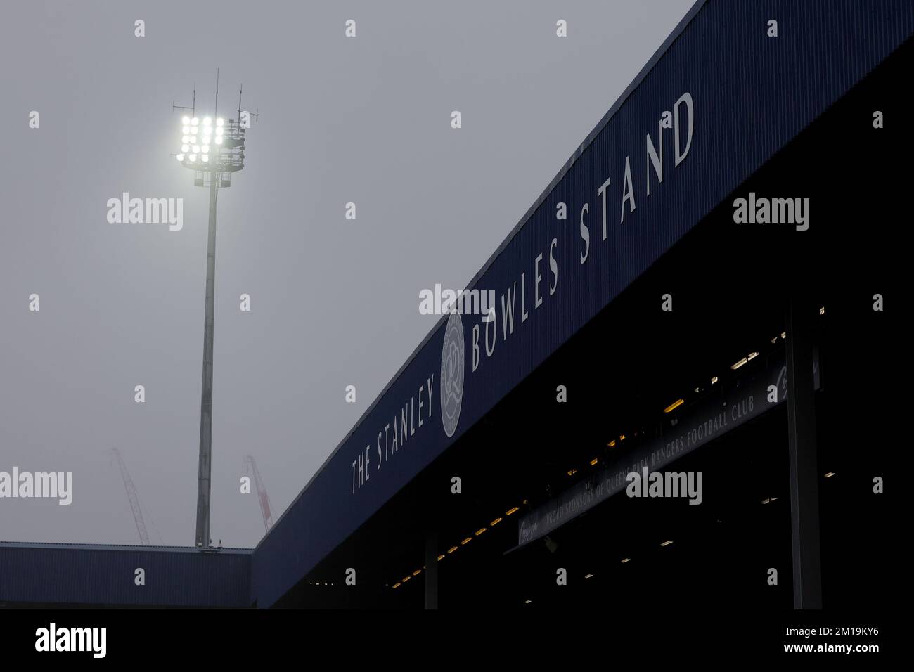 Qpr stadium 2022 hi-res stock photography and images - Alamy
