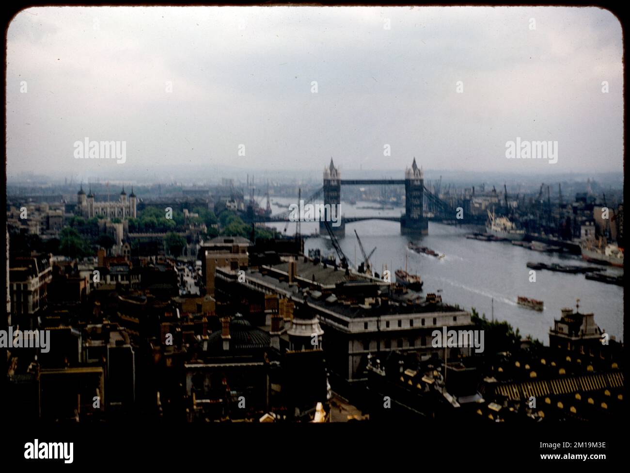 Tower Bridge & Tower of London , Bridges, Castles & palaces, Tower of ...