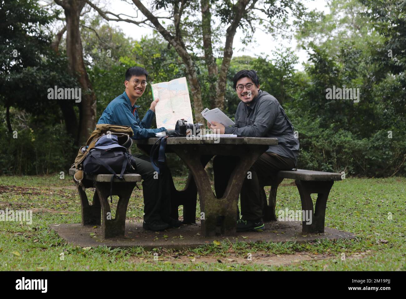 Hikers Herman Mok Chi-kit (left) and Matthew Au Yee-chun photographed ...