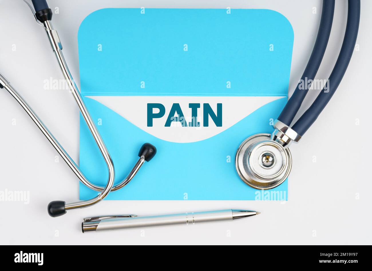 Prescription doctor writing pain hi-res stock photography and images ...