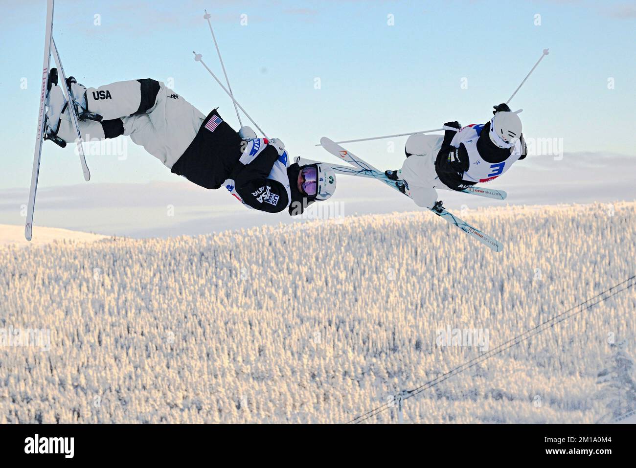 Dual moguls hi-res stock photography and images - Alamy