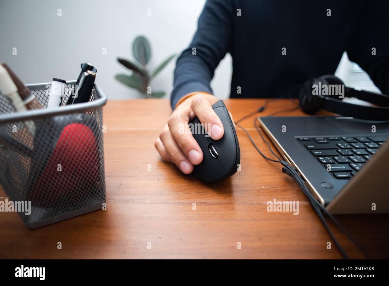In basket work mouse hi-res stock photography and images - Alamy