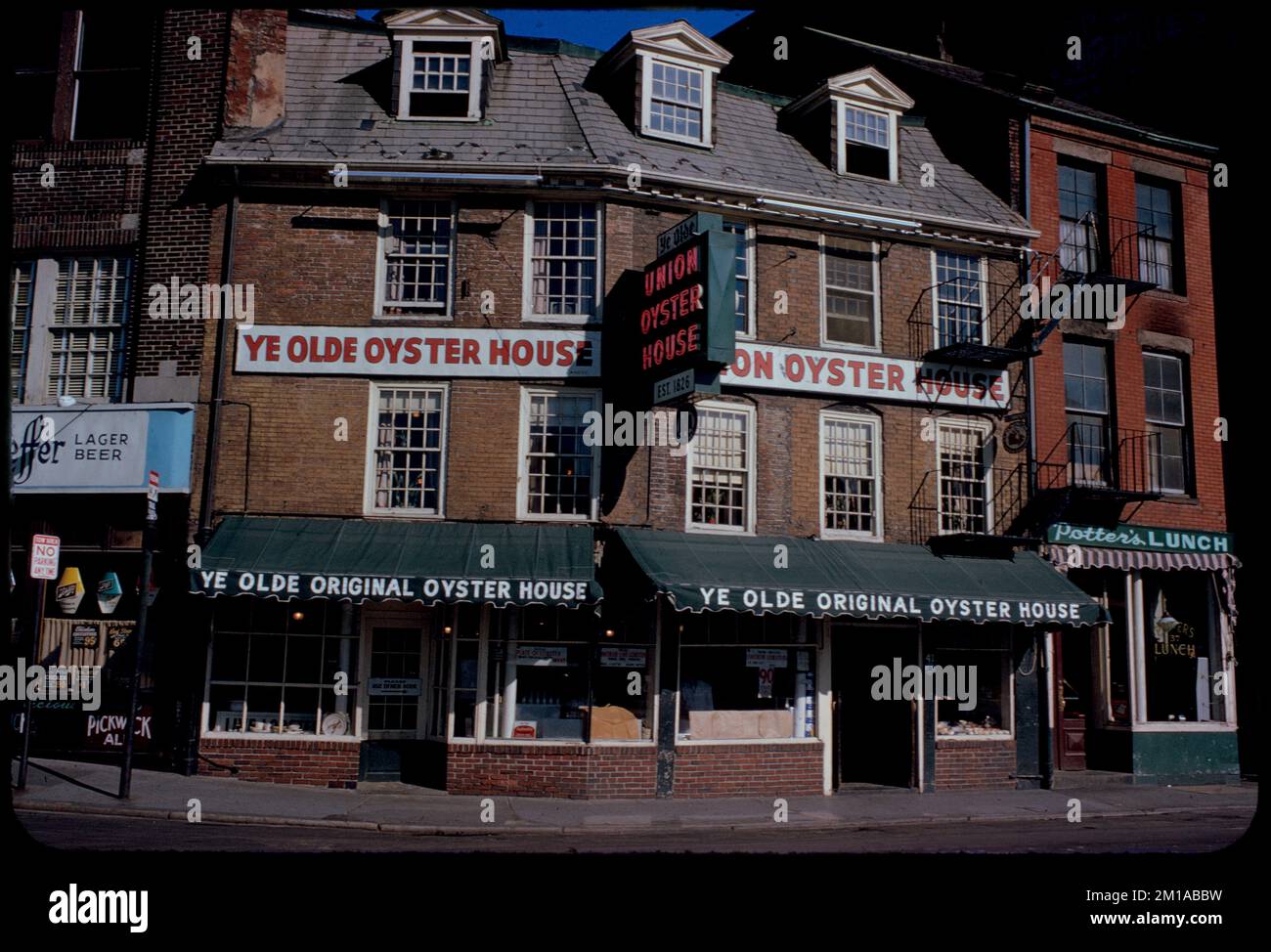 Union oyster house restaurants hi-res stock photography and images - Alamy