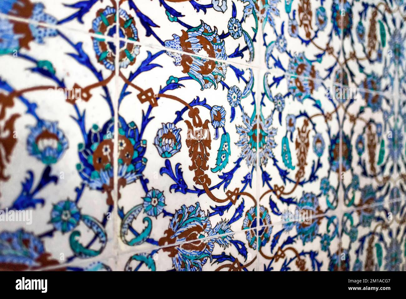 Ceramic handmade tiles of Topkapi Palace, from the 16th century in Istanbul, Turkey Stock Photo ...