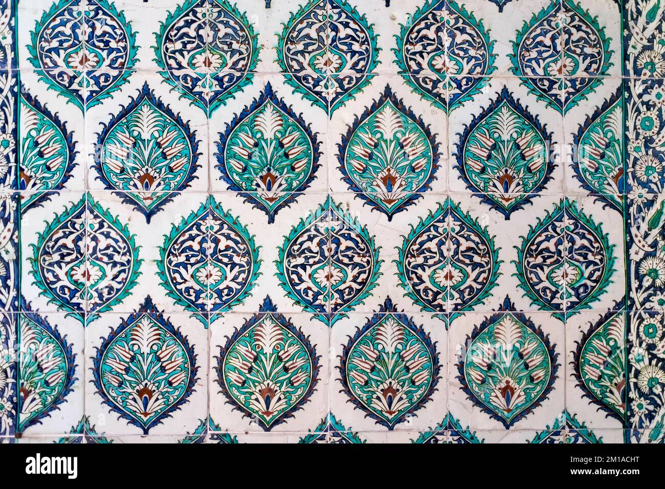 Ottoman handmade tiles of Topkapi Palace, from the 16th century in ...