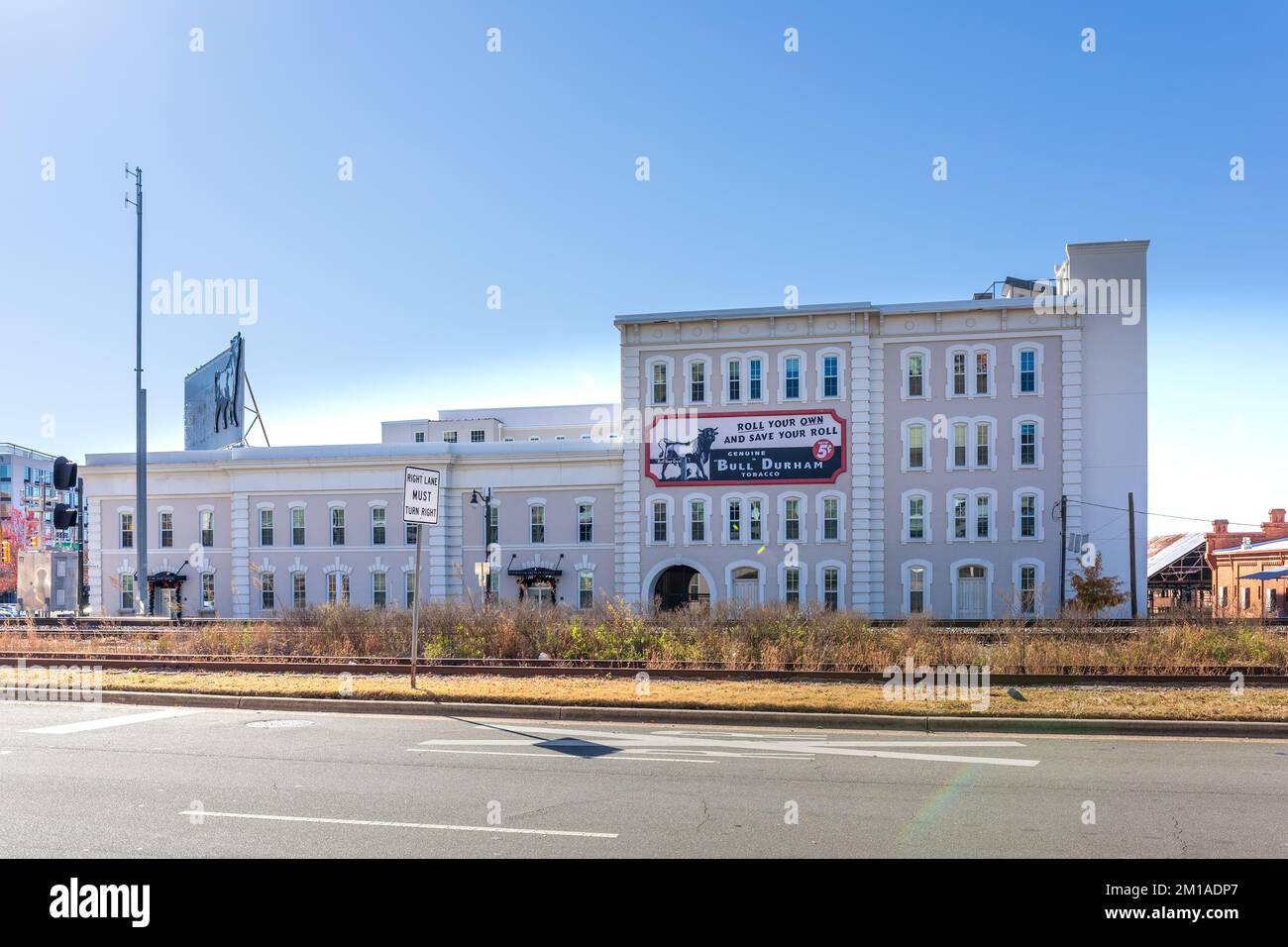 DURHAM, NC, USA-1 DECEMBER 2022: A building on the historic American ...