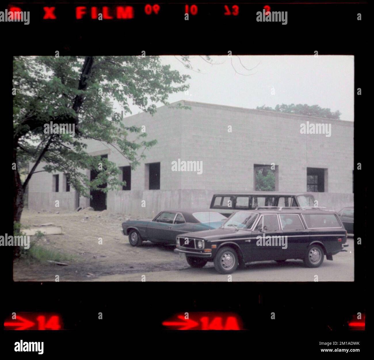 Unknown , Building construction, Automobiles. Needham Building ...