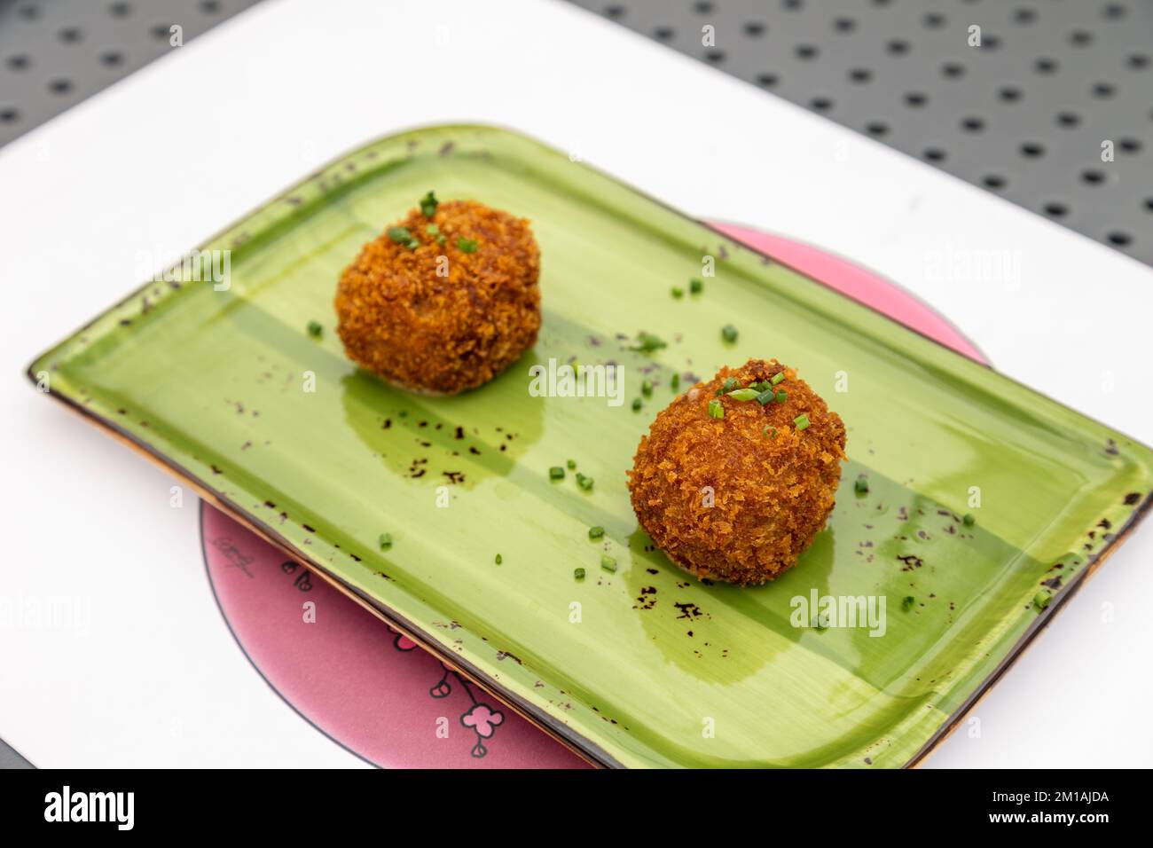 Falafels top view hi-res stock photography and images - Alamy