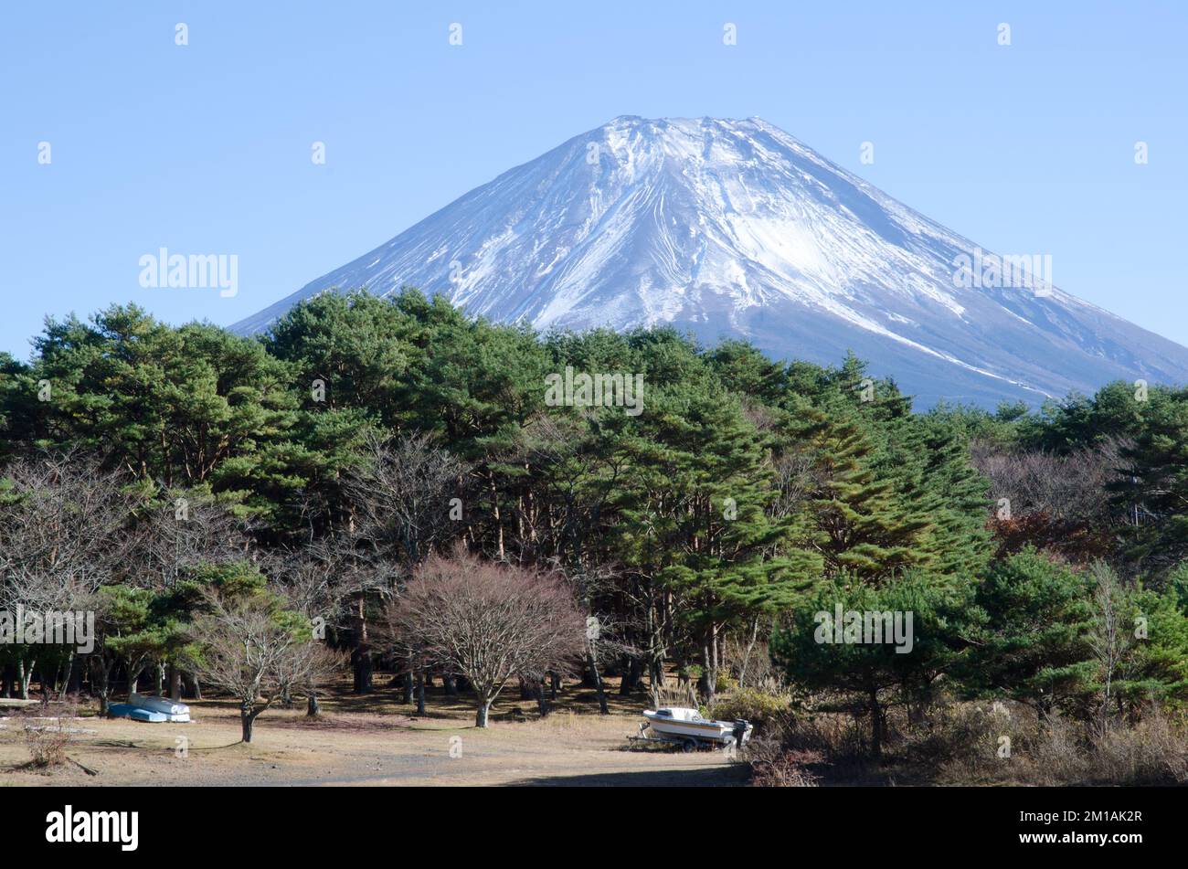 Mount Fuji from Lake Motosu. Yamanashi Prefecture. Fuji-Hakone-Izu ...