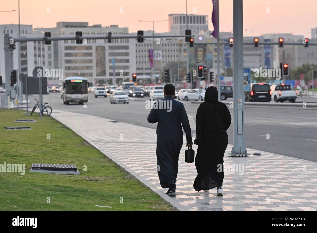 Katar city street hi-res stock photography and images - Alamy