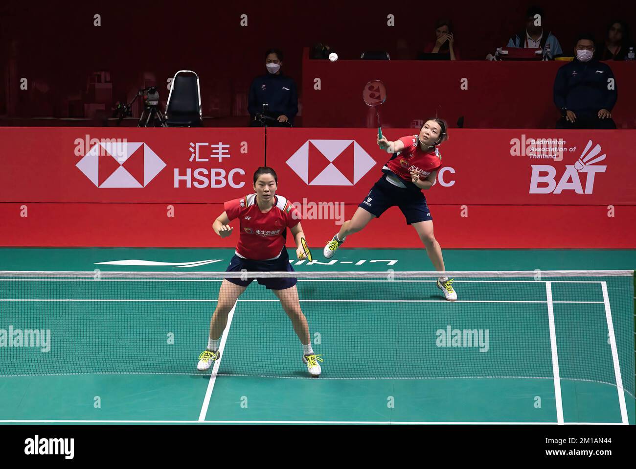 Chen Qing Chen (R) and Jia Yi Fan (L) of China play against Benyapa ...