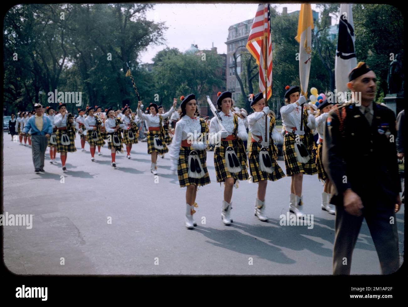 VFW parade, Boston , Parades & processions, Flag bearers, Kilts, Drum ...