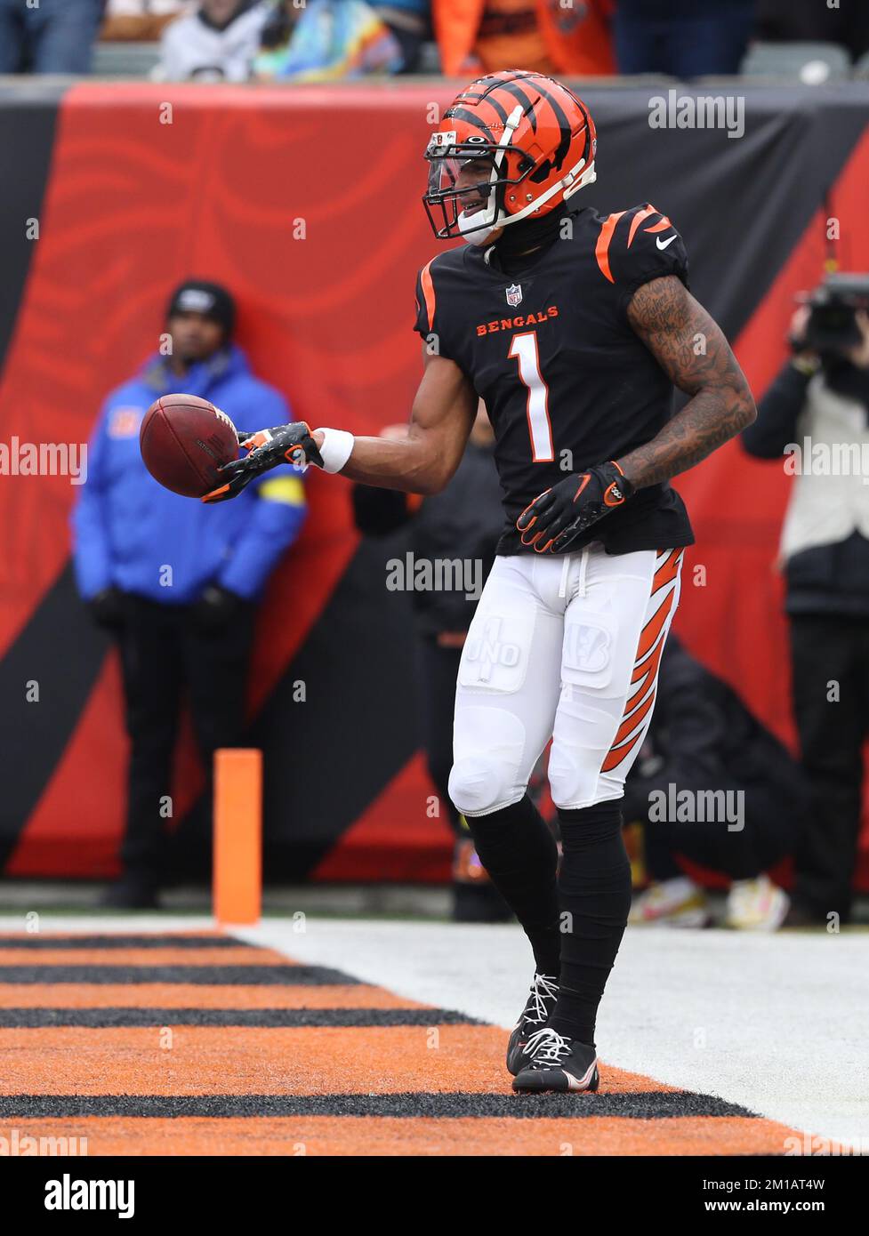 Jamarr chase browns hi-res stock photography and images - Alamy