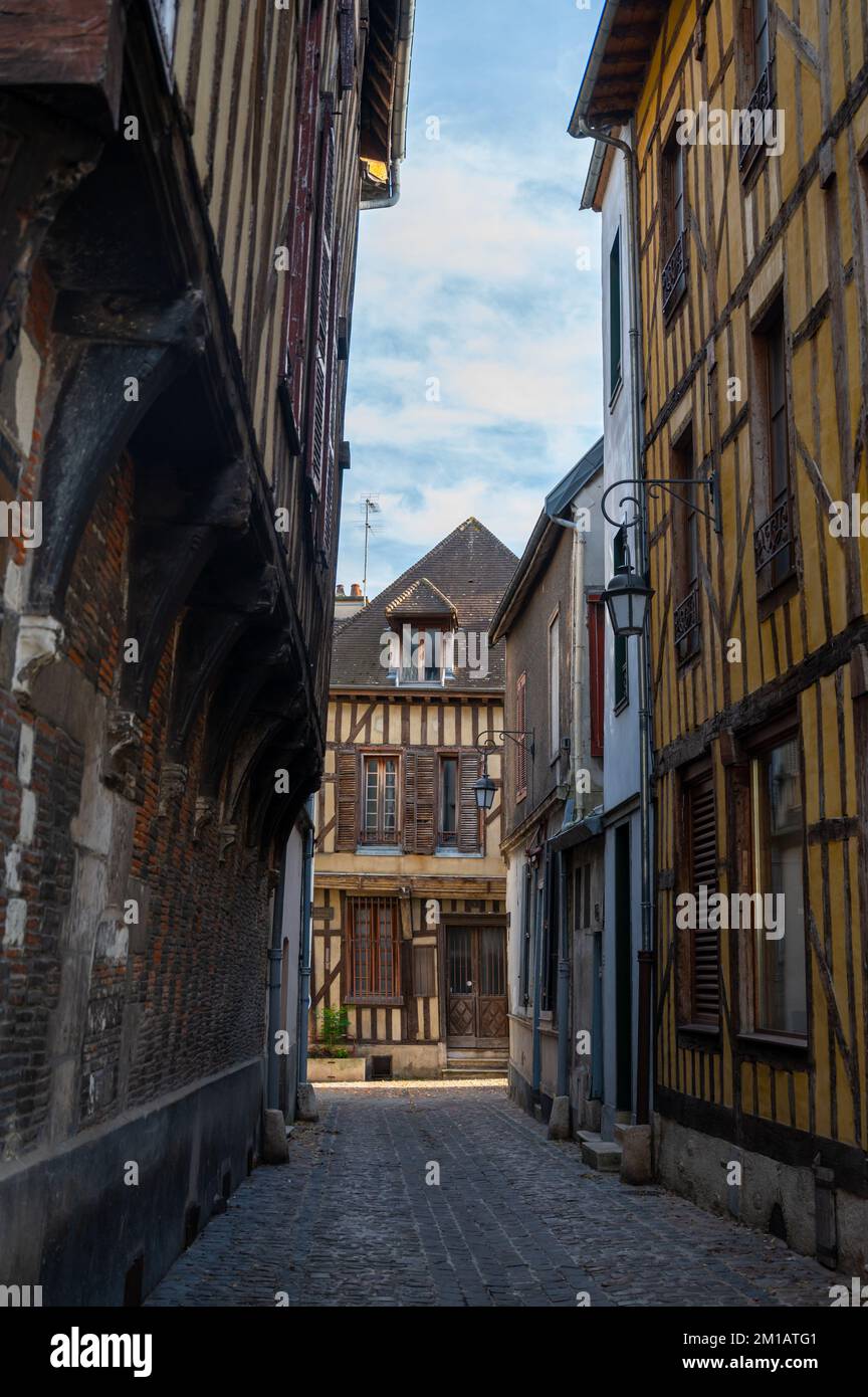 Medieval town center troyes hi-res stock photography and images - Alamy